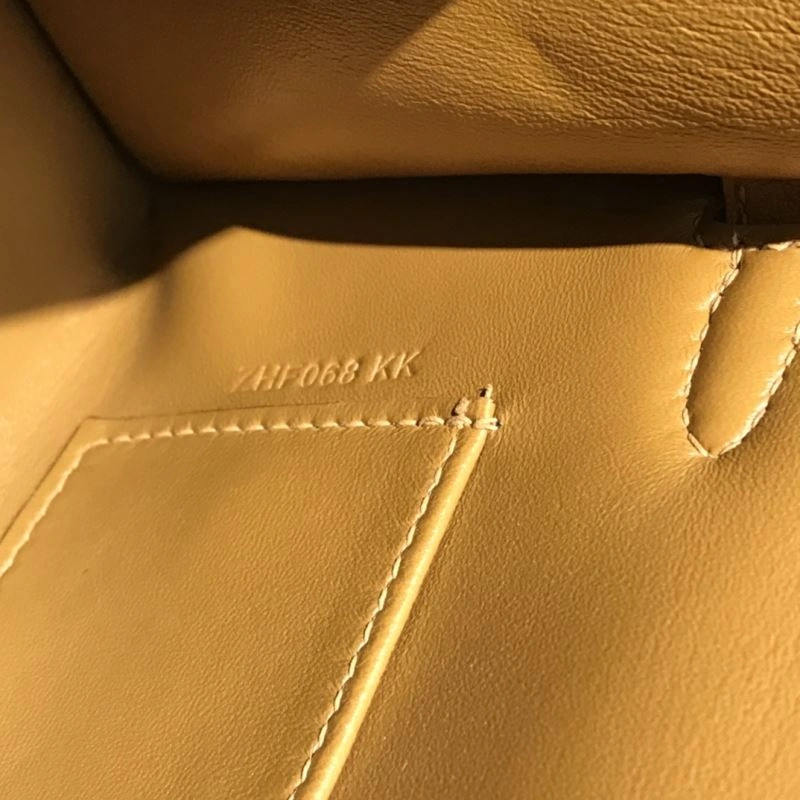 Reasonably priced Hermes Kelly Bags