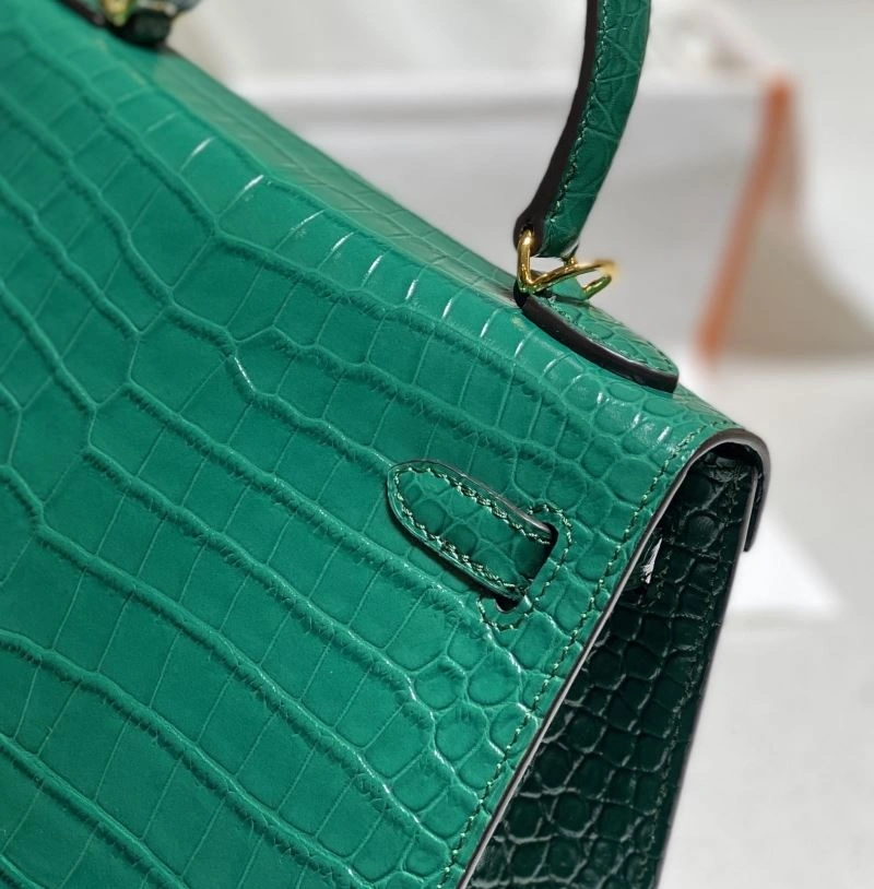 Low-cost Hermes Kelly Bags