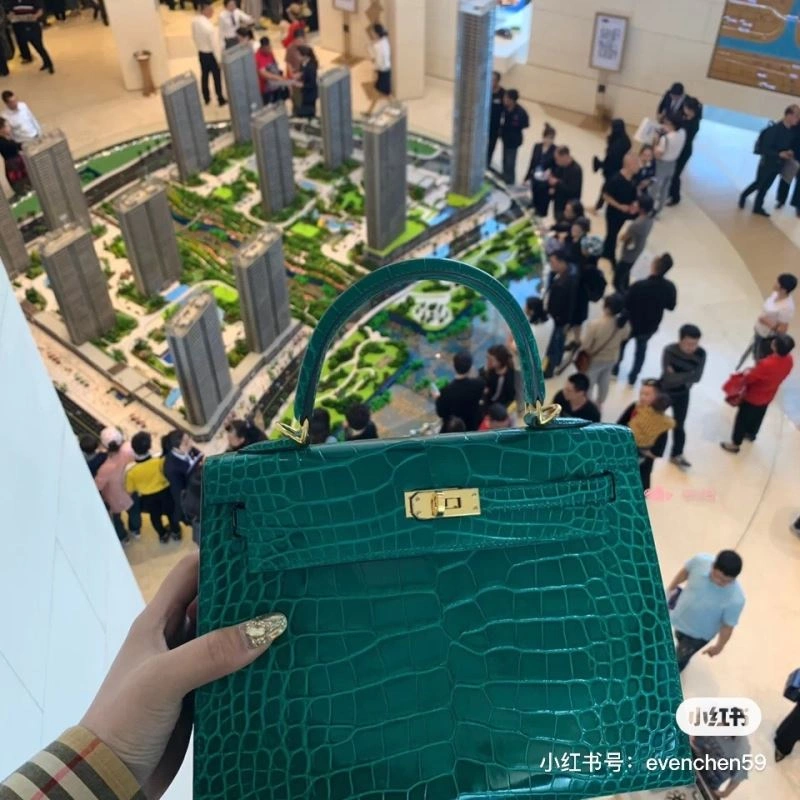 Low-cost Hermes Kelly Bags