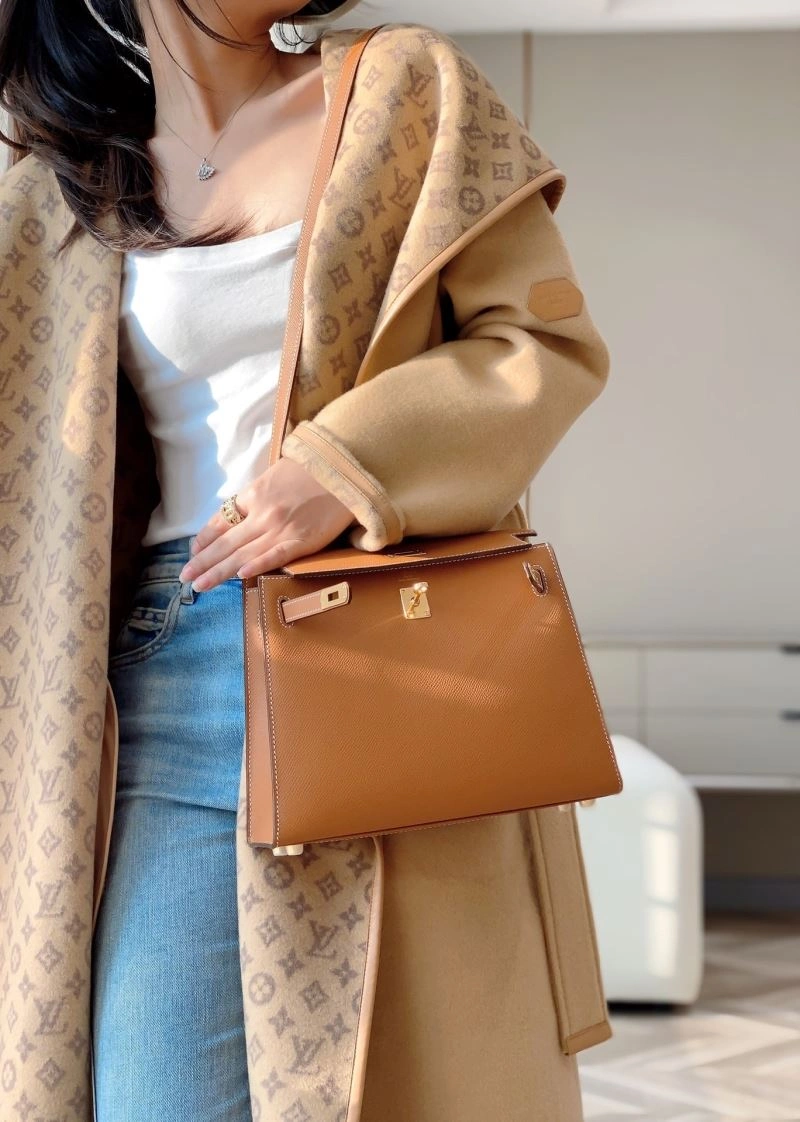 Top mirror Hermes Kelly Bags