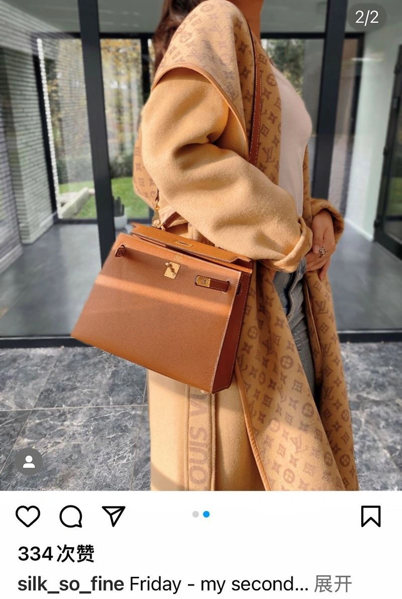 Top mirror Hermes Kelly Bags
