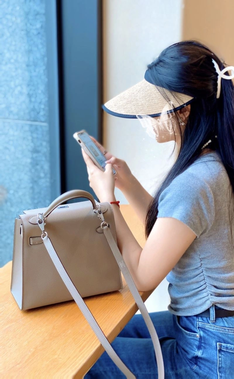 Reasonably priced Hermes Kelly Bags