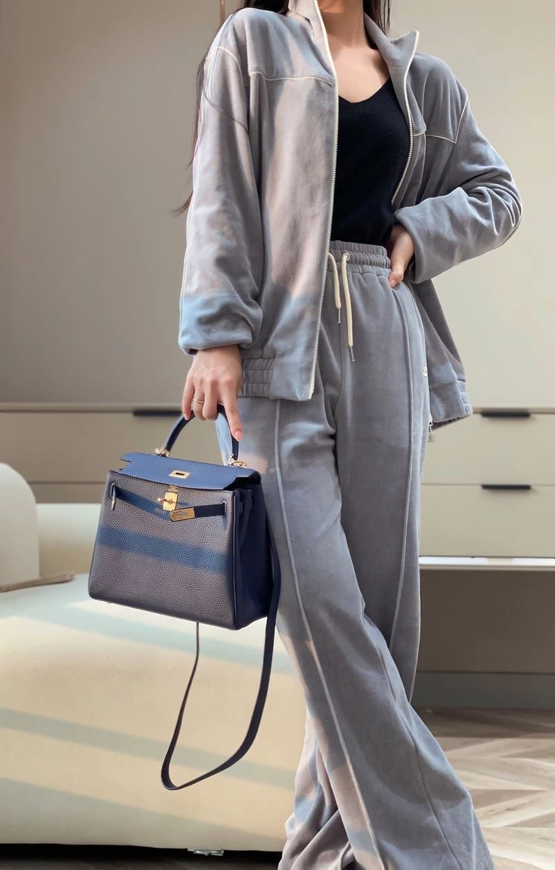 Budget-friendly Hermes Kelly Bags