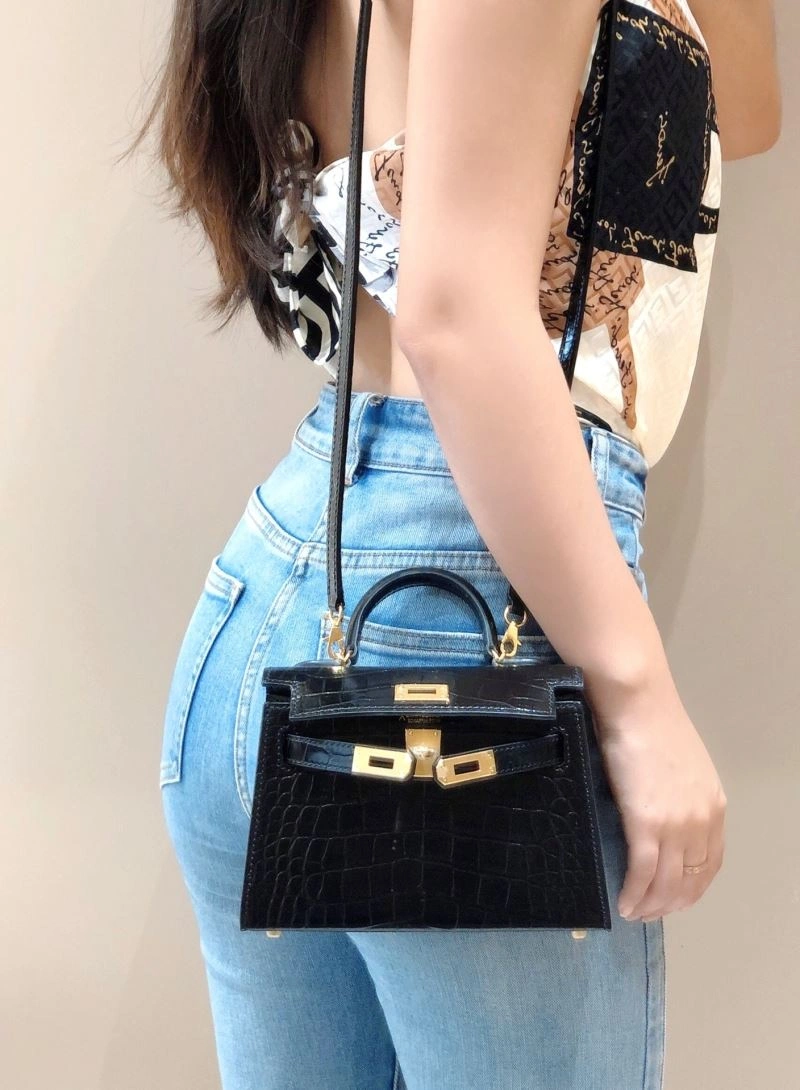 Low-cost Hermes Kelly Bags
