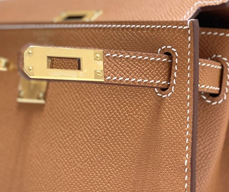Indistinguishable Hermes Kelly Bags