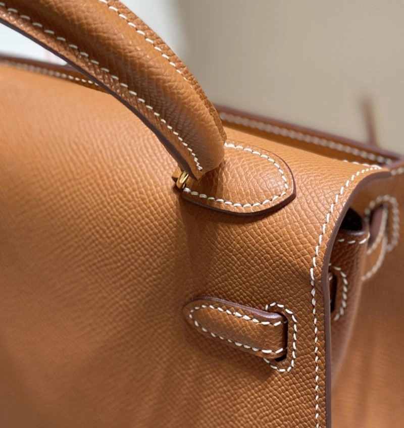 Indistinguishable Hermes Kelly Bags