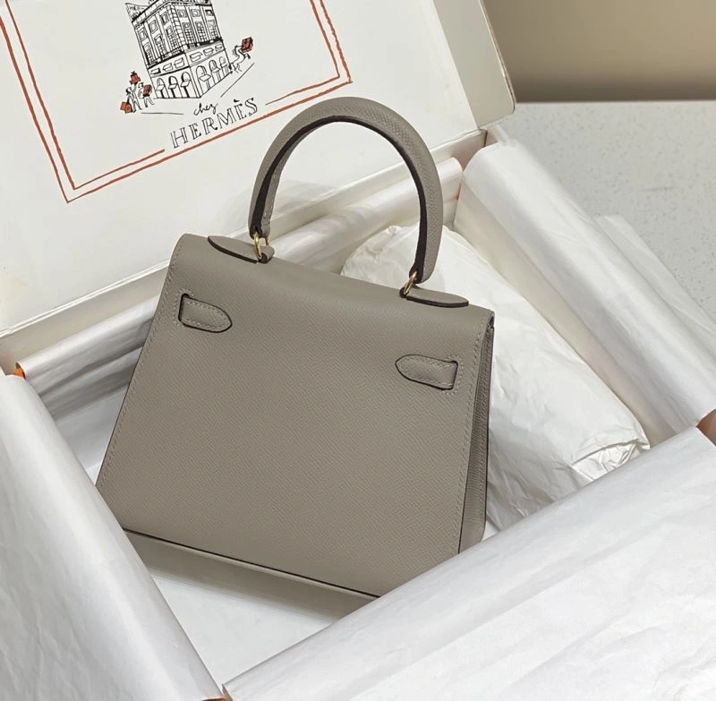 Top mirror Hermes Kelly Bags