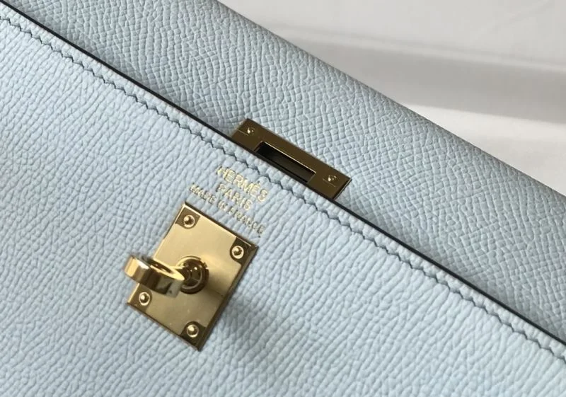 Indistinguishable Hermes Kelly Bags