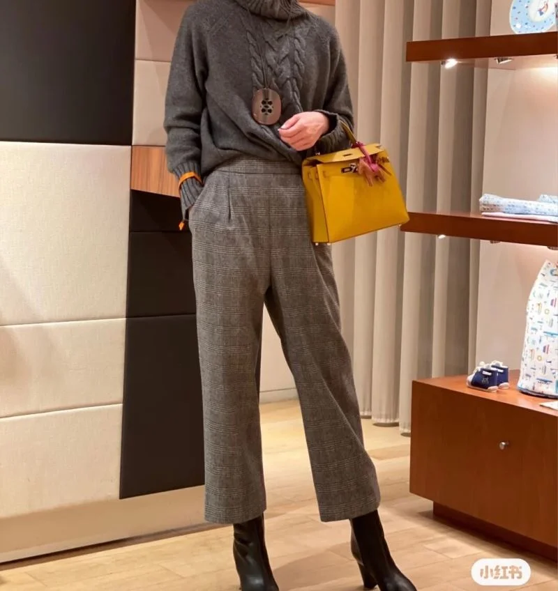 Budget-friendly Hermes Kelly Bags