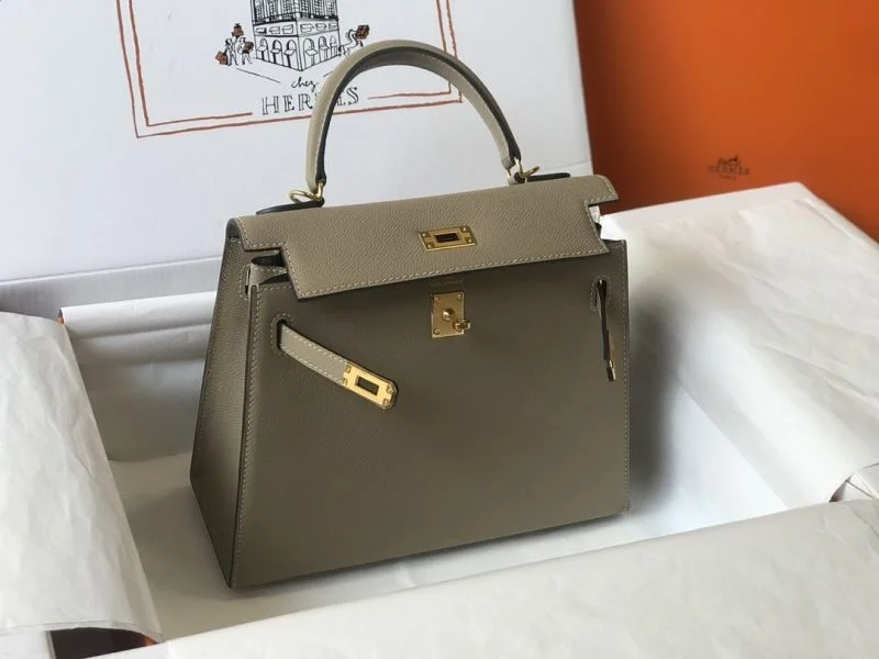 Top mirror Hermes Kelly Bags