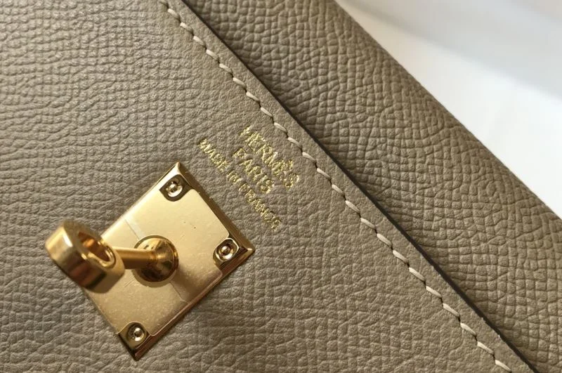 Top mirror Hermes Kelly Bags