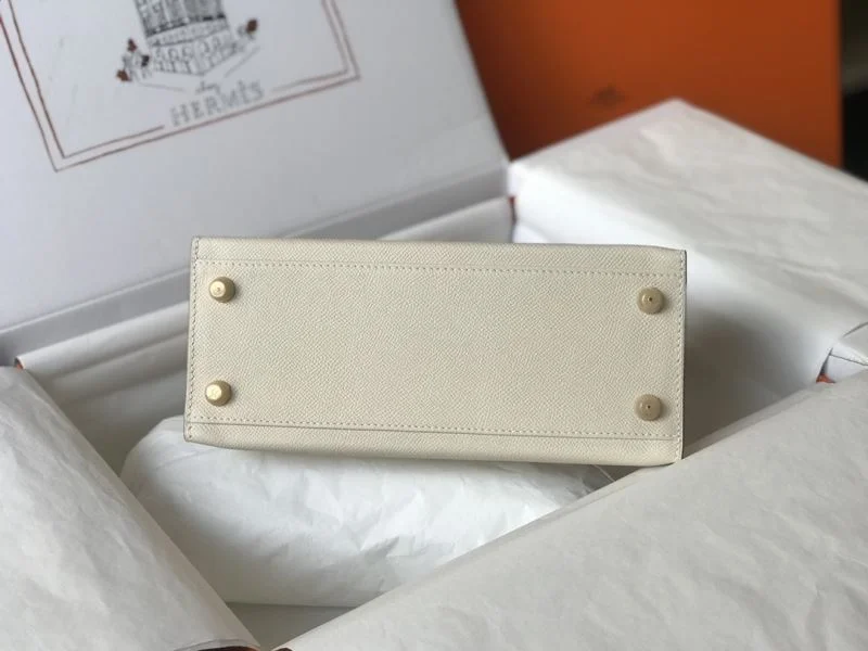 Top mirror Hermes Kelly Bags