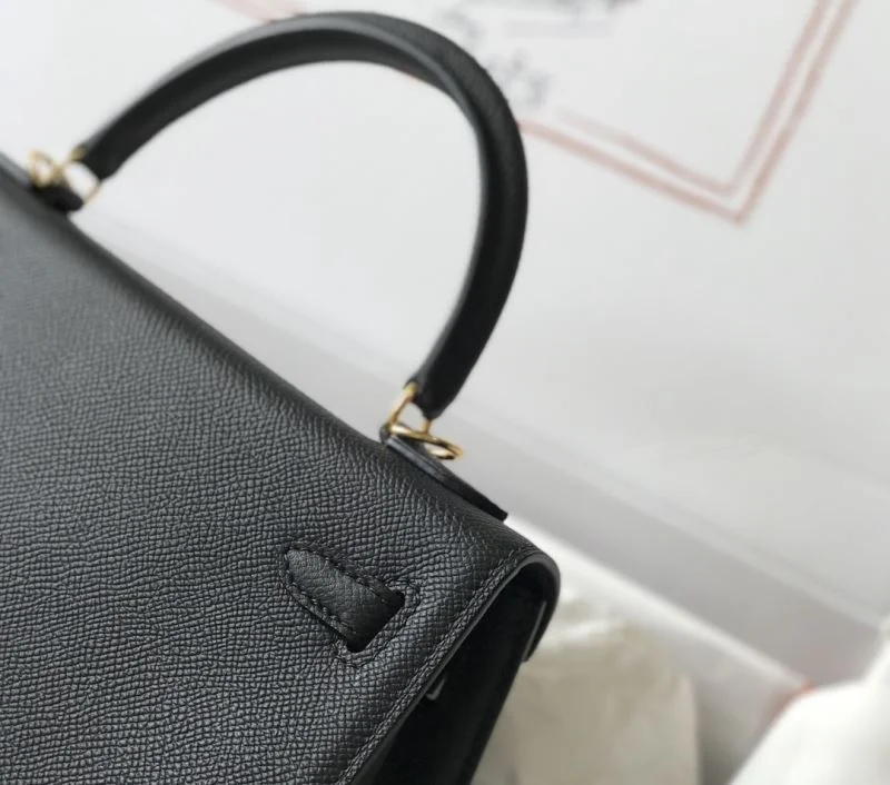 Indistinguishable Hermes Kelly Bags