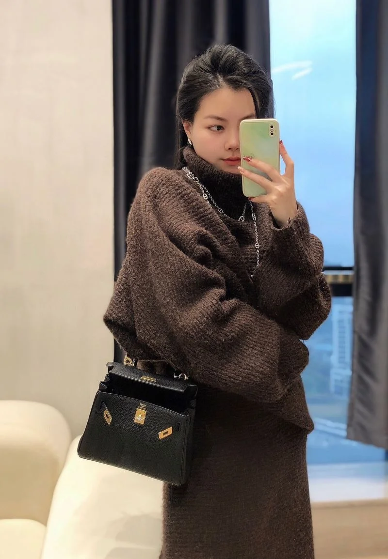 Bargain Hermes Kelly Bags