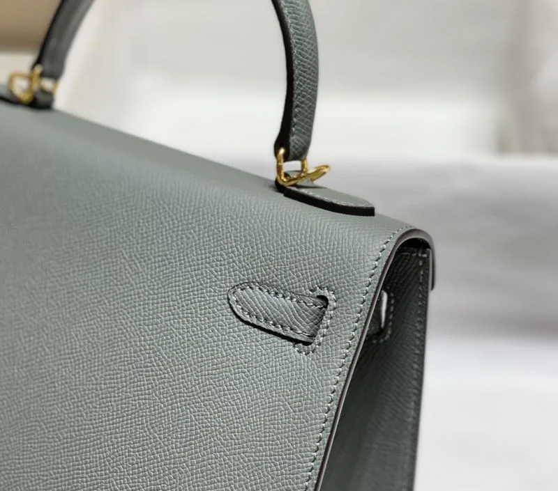 Indistinguishable Hermes Kelly Bags