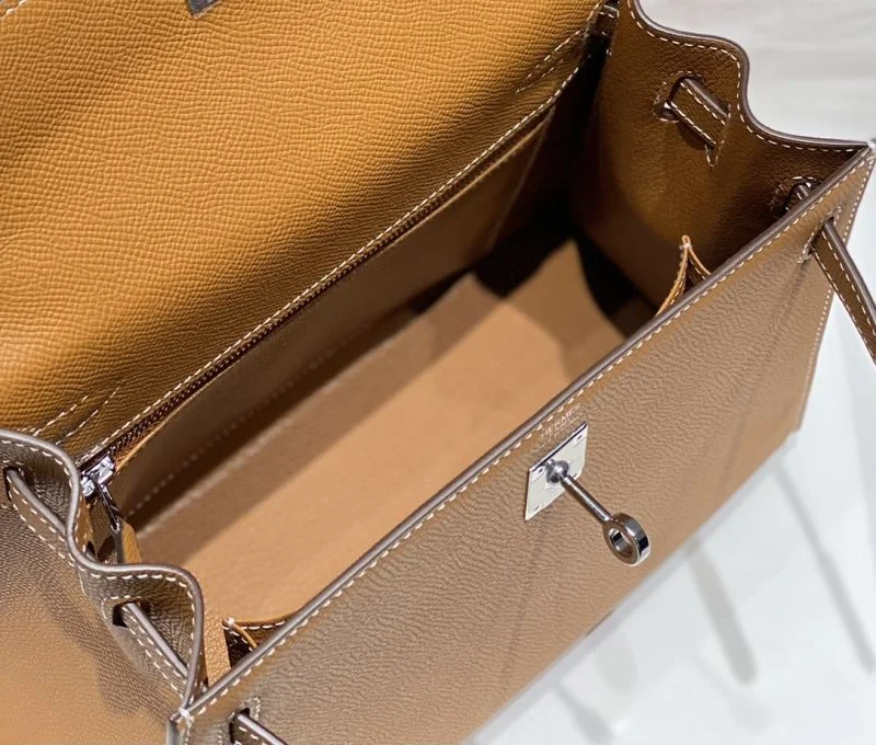Indistinguishable Hermes Kelly Bags