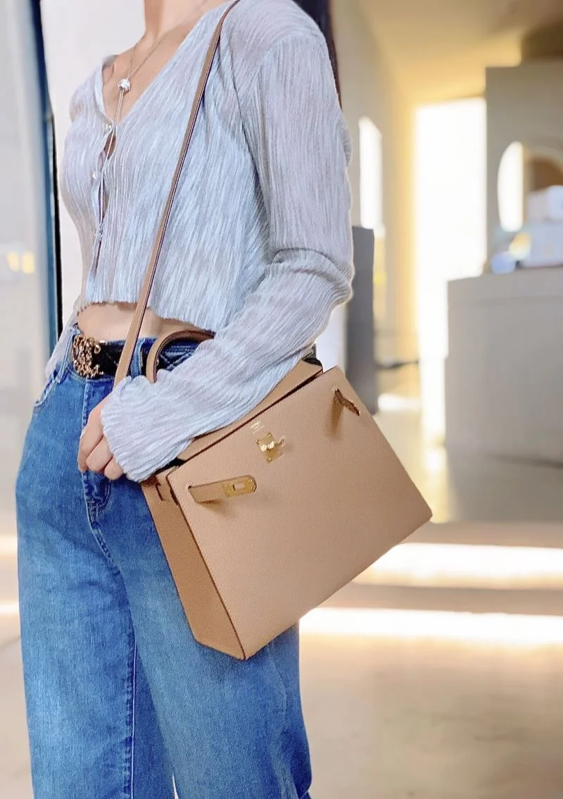 Top mirror Hermes Kelly Bags