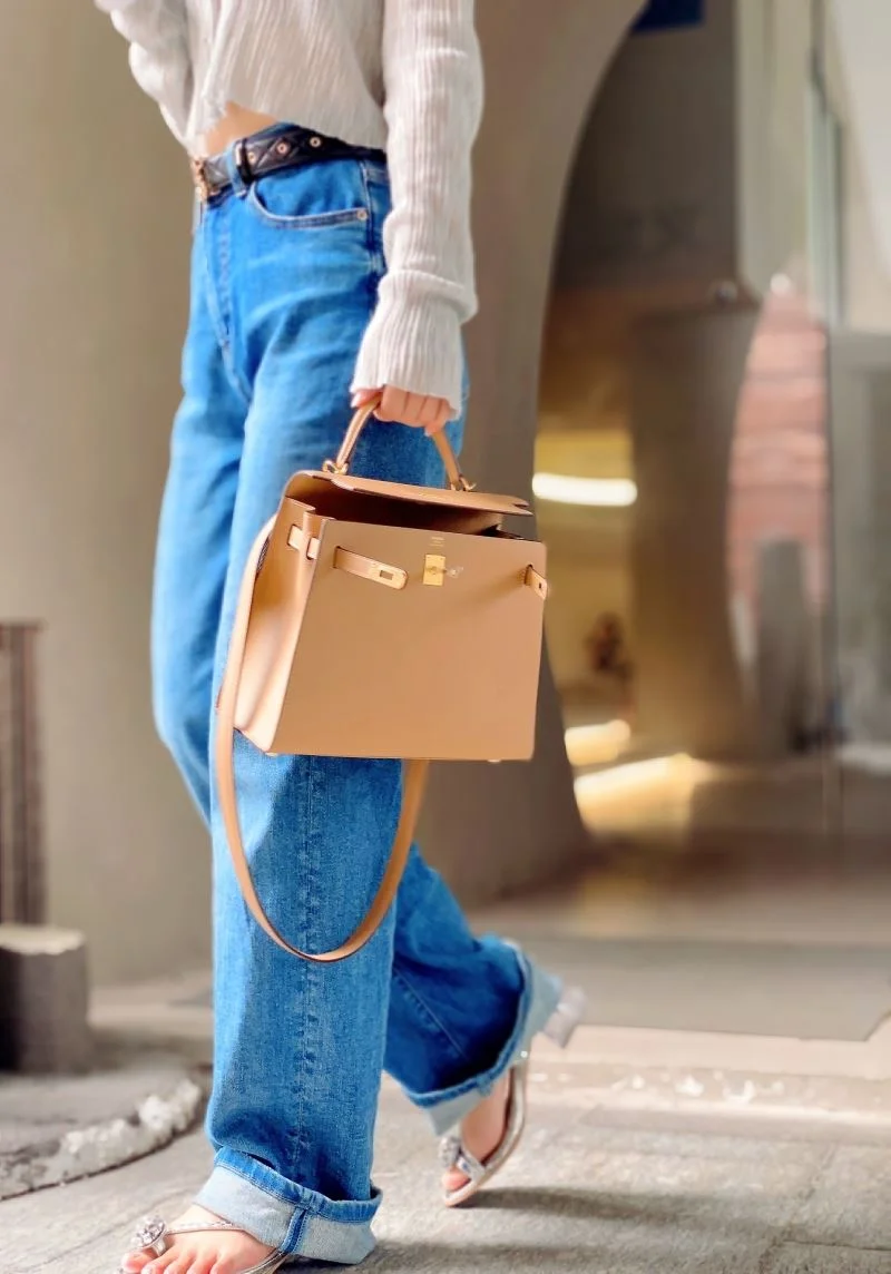 Top mirror Hermes Kelly Bags