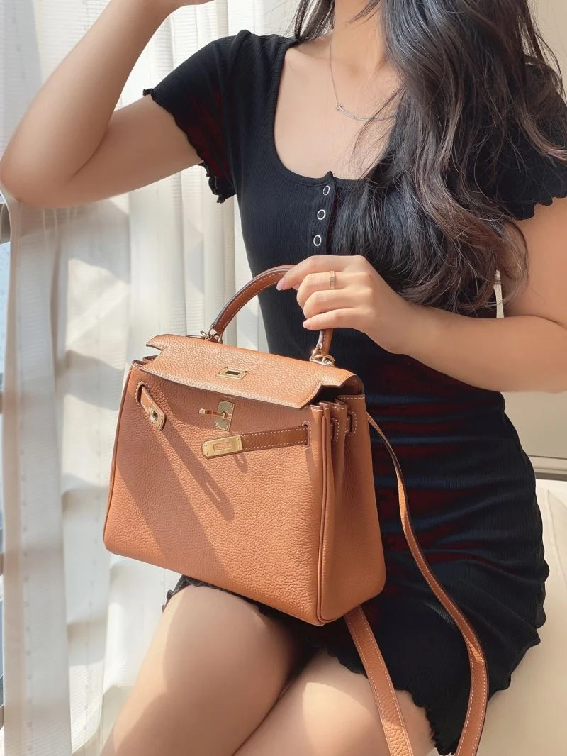 Indistinguishable Hermes Kelly Bags
