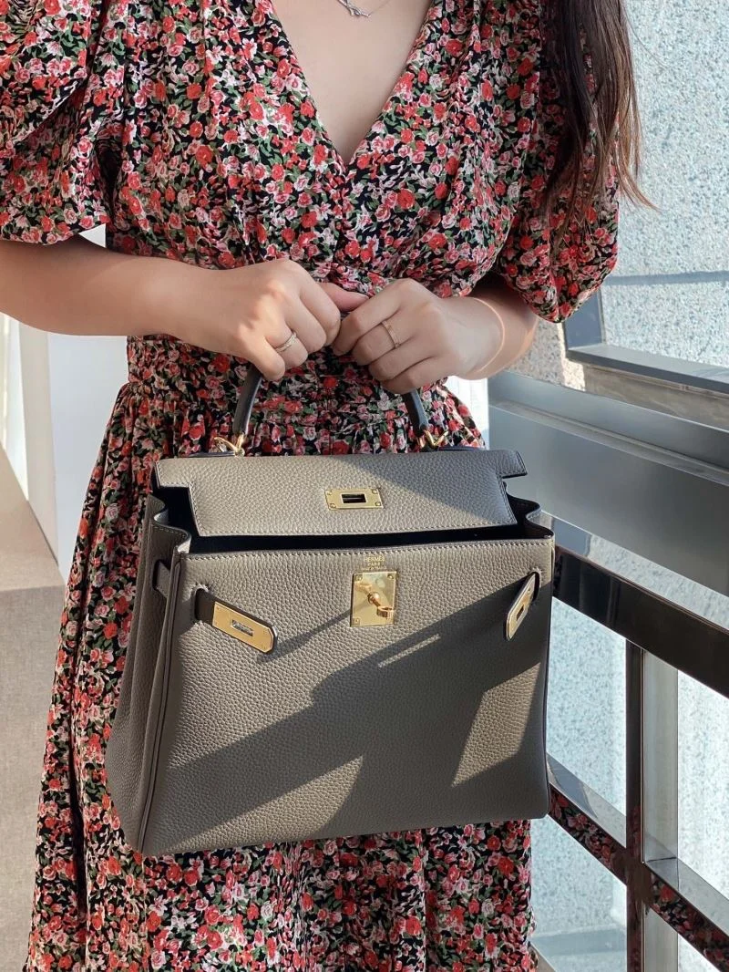 Low-cost Hermes Kelly Bags