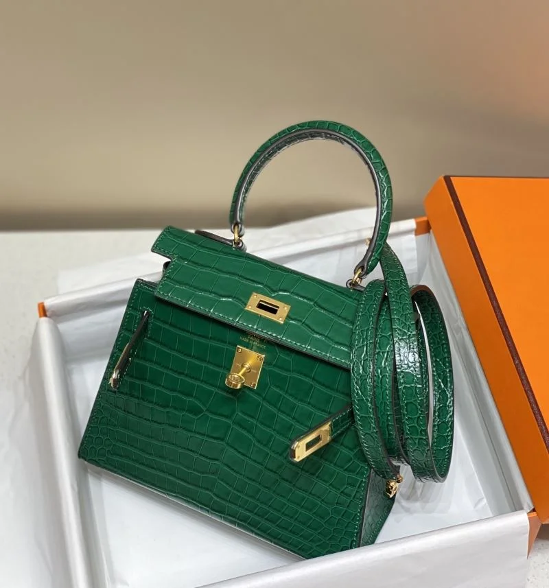 Indistinguishable Hermes Kelly Bags