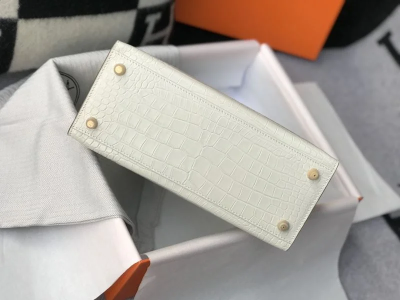 Reasonably priced Hermes Kelly Bags