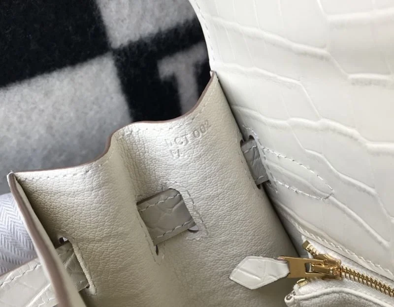 Reasonably priced Hermes Kelly Bags