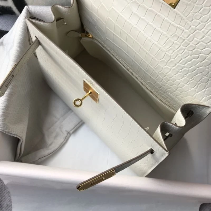Reasonably priced Hermes Kelly Bags