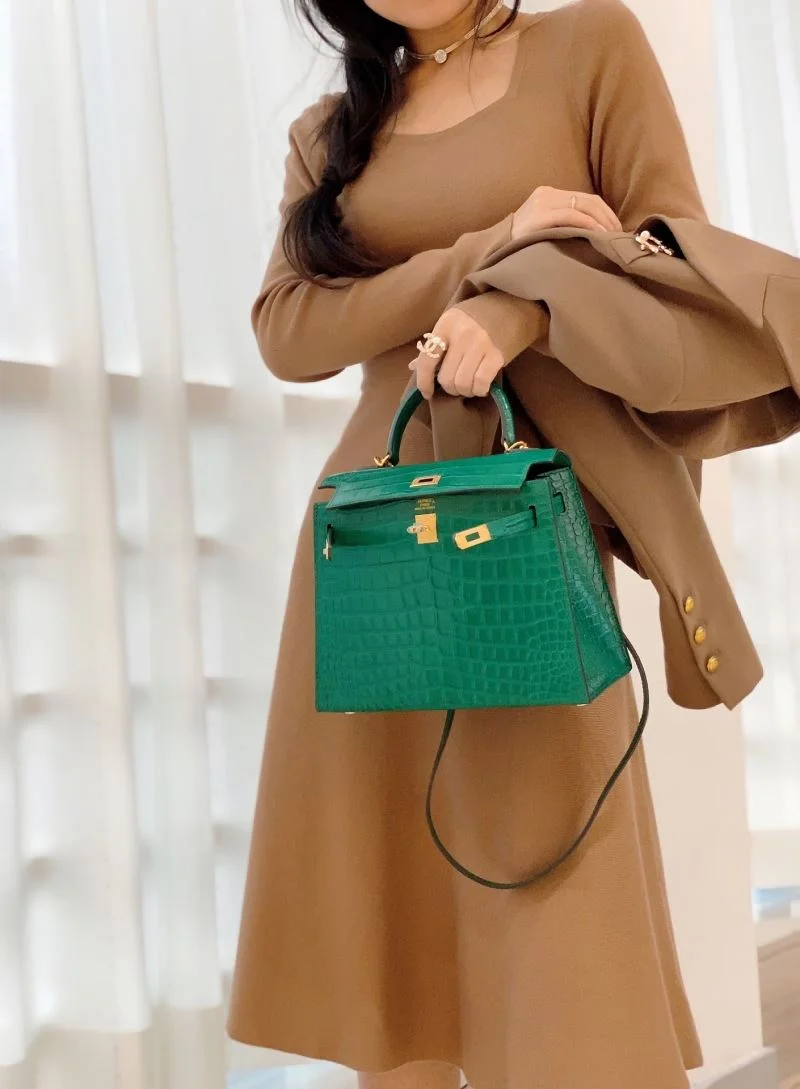 Budget-friendly Hermes Kelly Bags