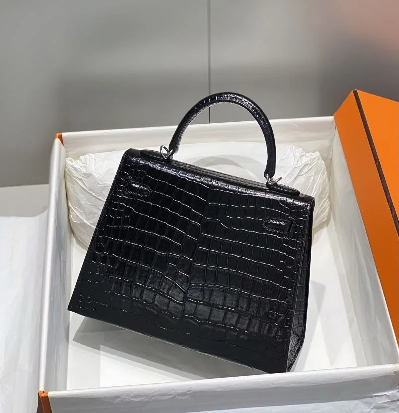 Accurate model Hermes Kelly Bags