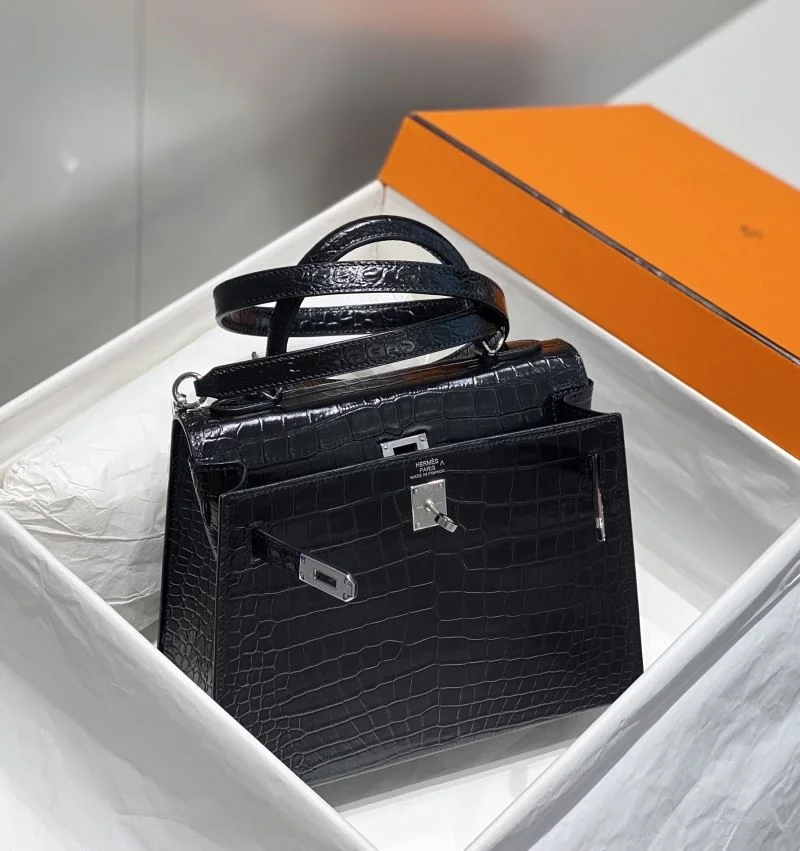 Accurate model Hermes Kelly Bags