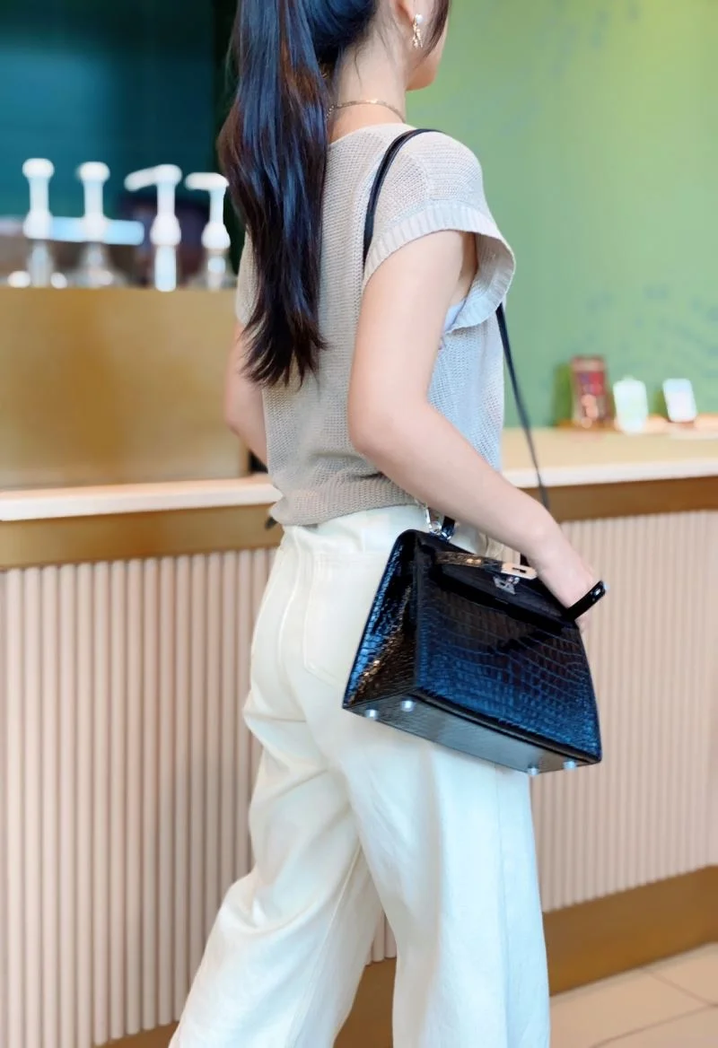 Accurate model Hermes Kelly Bags