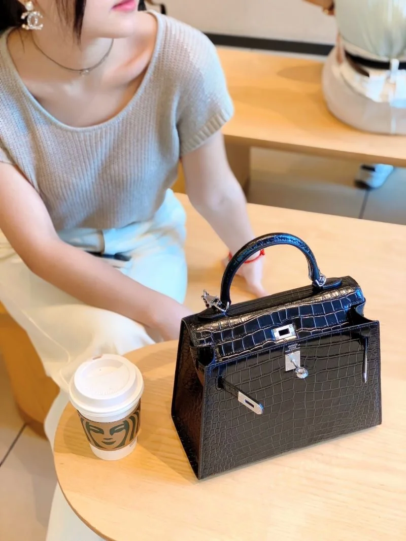 Accurate model Hermes Kelly Bags