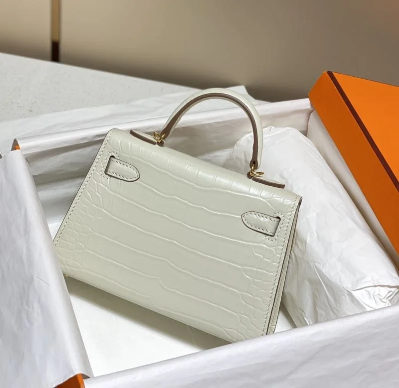 Top mirror Hermes Kelly Bags