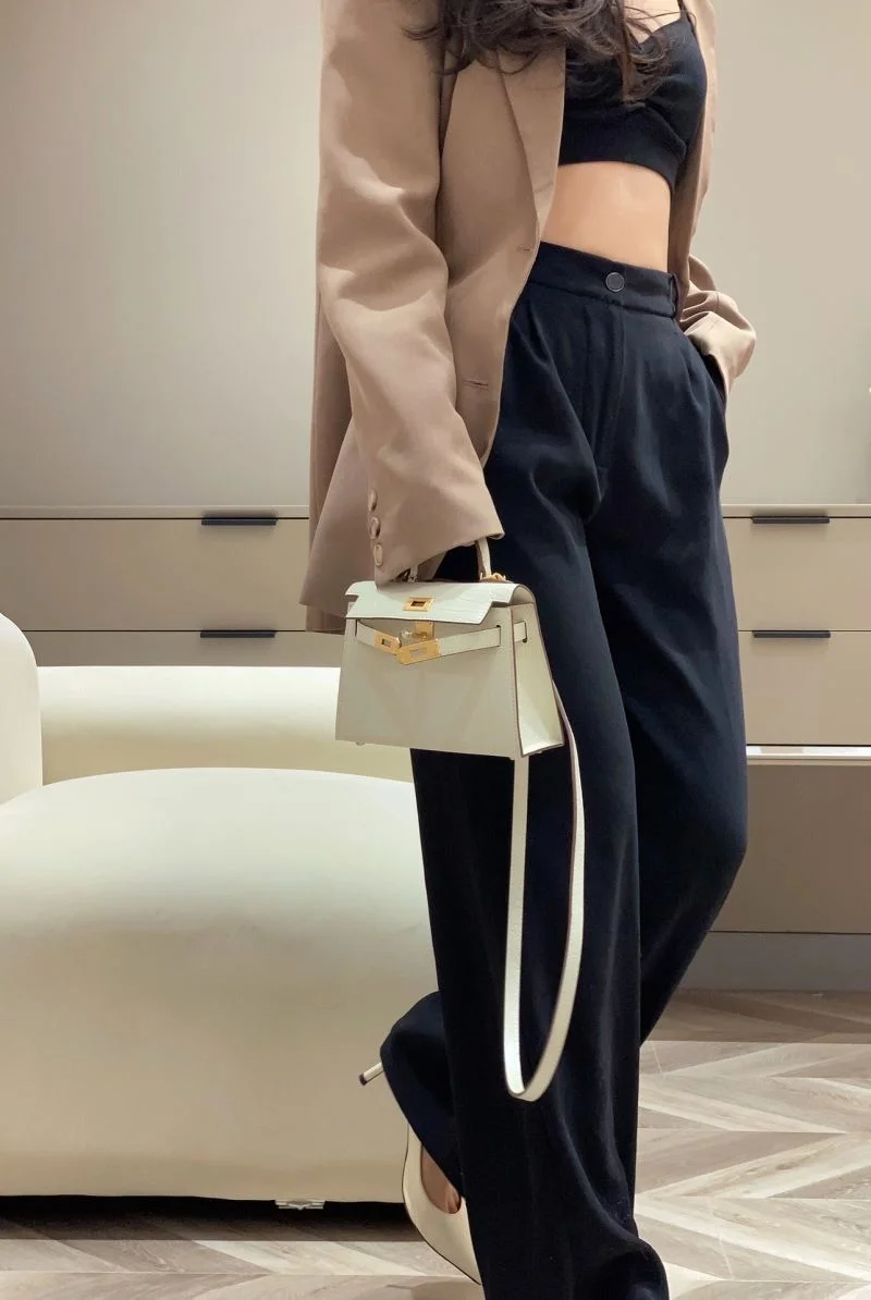 Top mirror Hermes Kelly Bags