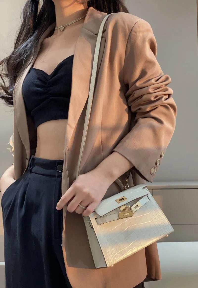 Top mirror Hermes Kelly Bags