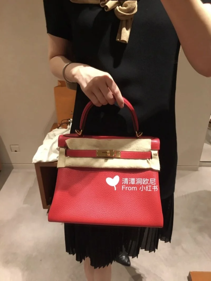 Top mirror Hermes Kelly Bags