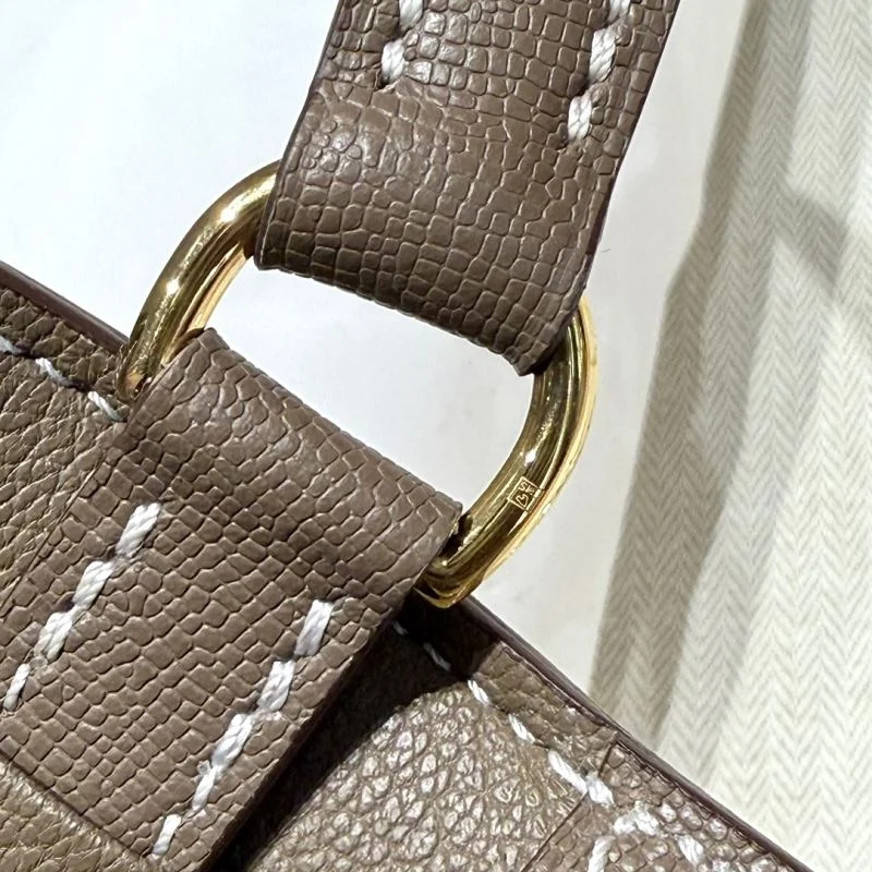 Bargain Hermes Kelly Bags