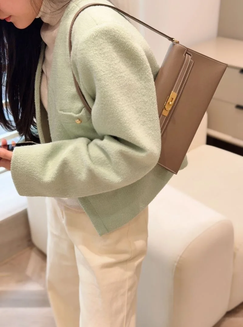 Bargain Hermes Kelly Bags