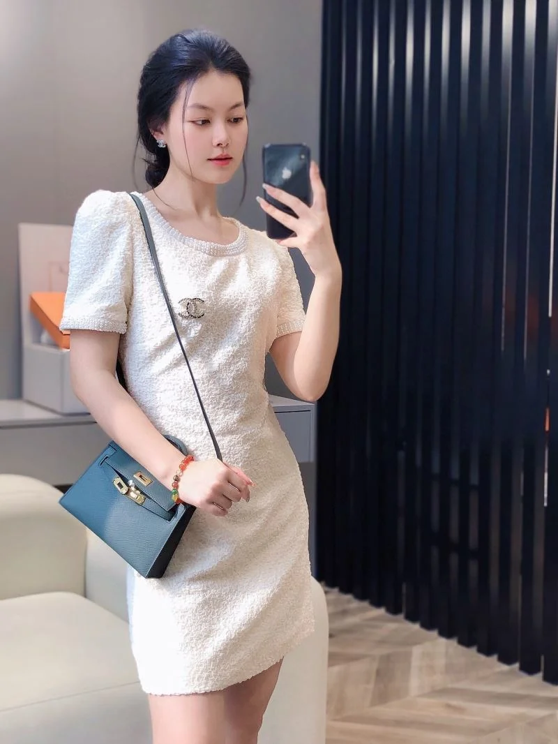 Indistinguishable Hermes Kelly Bags