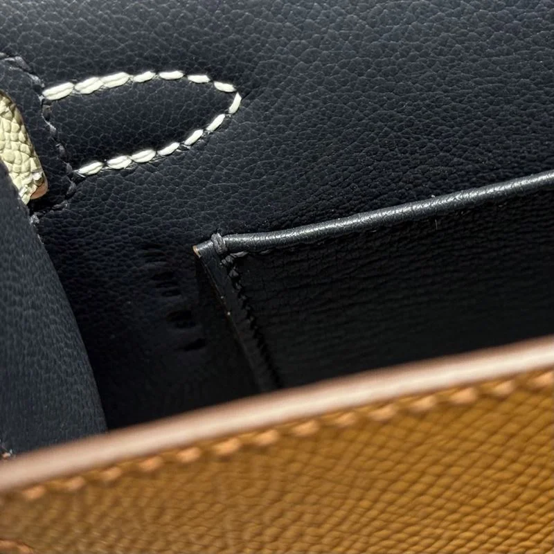 Indistinguishable Hermes Kelly Bags