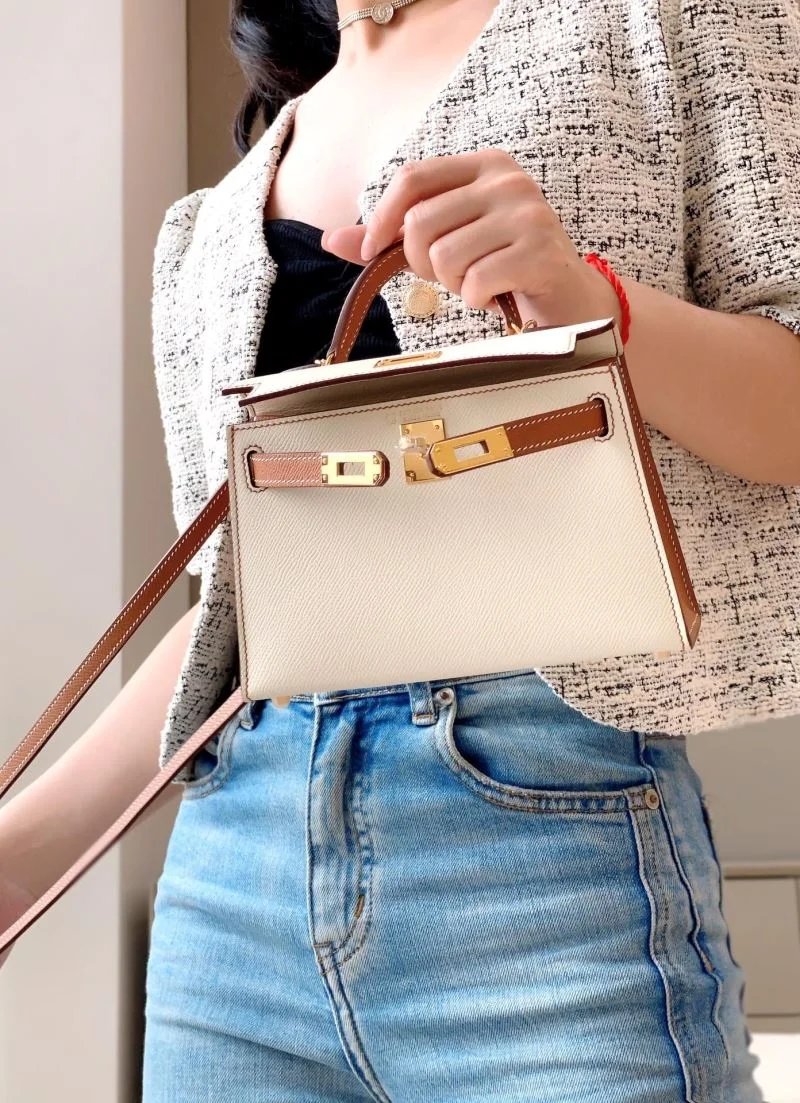 Low-cost Hermes Kelly Bags