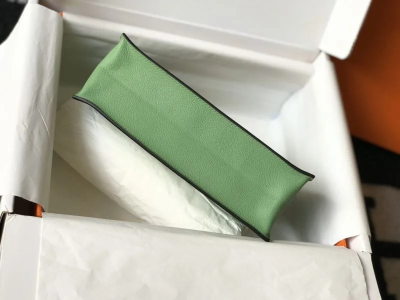 Accurate model Hermes Kelly Bags