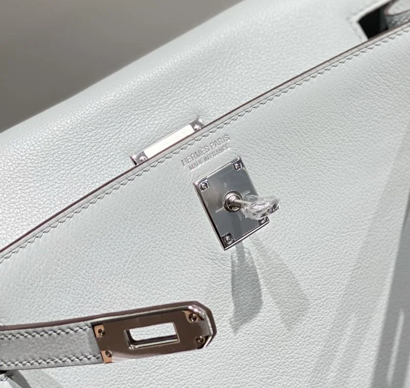 Top mirror Hermes Kelly Bags