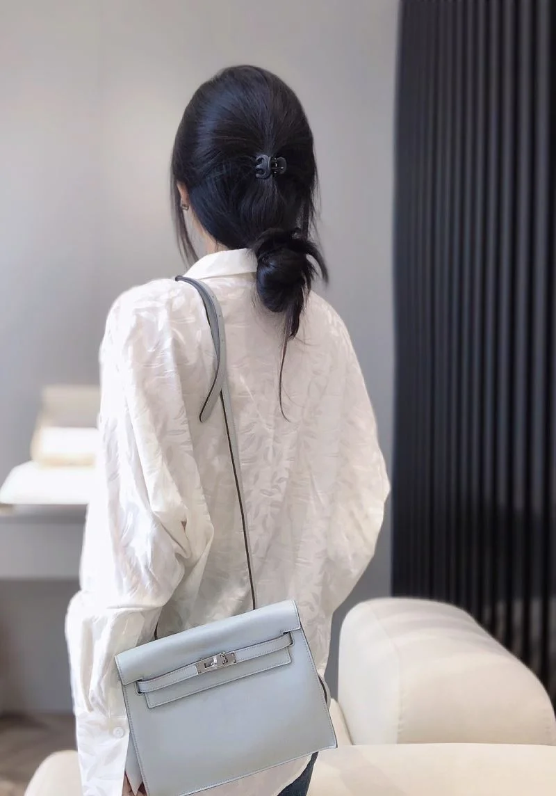 Top mirror Hermes Kelly Bags