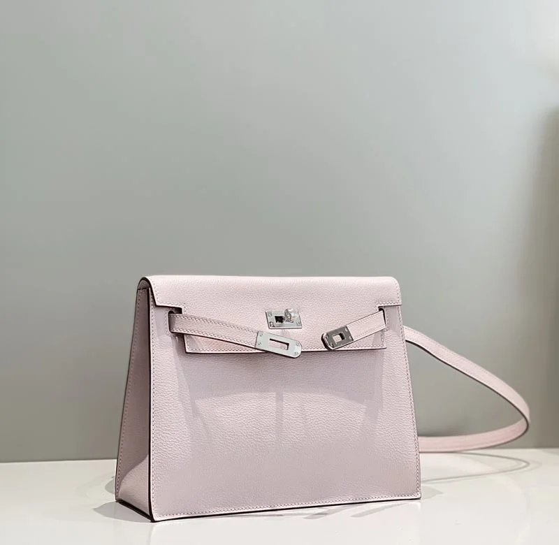 Top mirror Hermes Kelly Bags