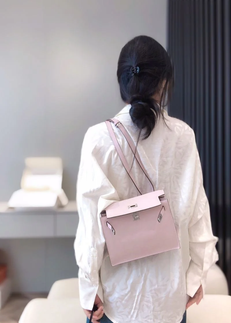 Top mirror Hermes Kelly Bags