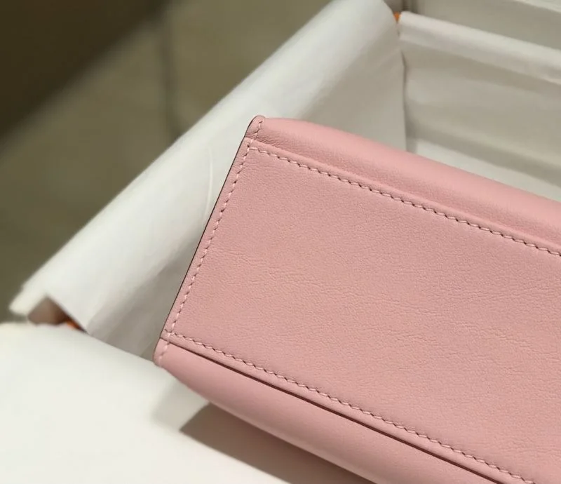 Budget-friendly Hermes Kelly Bags