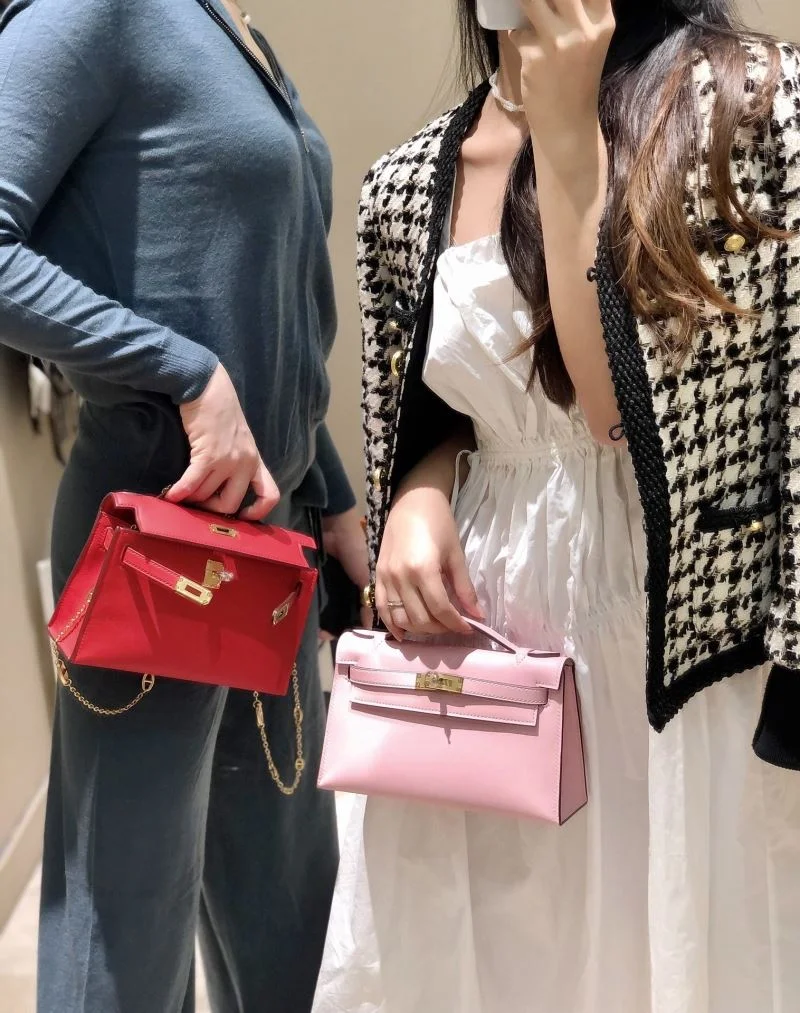 Budget-friendly Hermes Kelly Bags