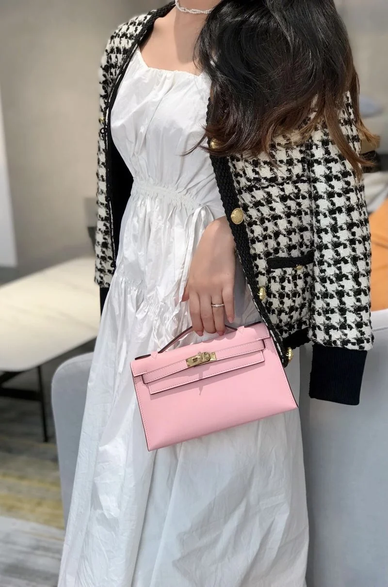Budget-friendly Hermes Kelly Bags
